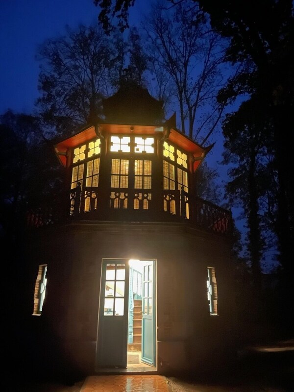 Pavillon Chinois Au Château - Waremme