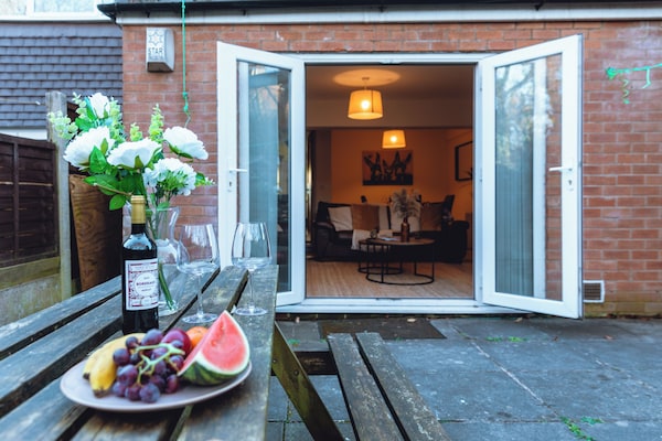 Forest View Central Manchester -Didsbury Zen Sleeps 8 - Manchester