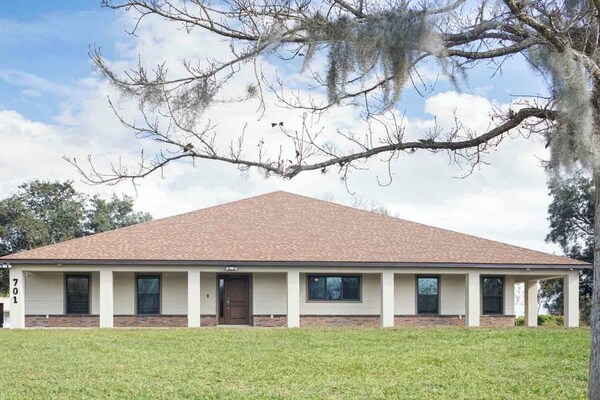 3-bedroom House With Pool \N In Terrific Kissimmee With Wifi, Ac. Enjoy Your Stay - St. Cloud, FL