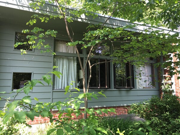 Central And Shady 1-bedroom House In Yellow Springs With Wifi And Ac - Springfield, OH