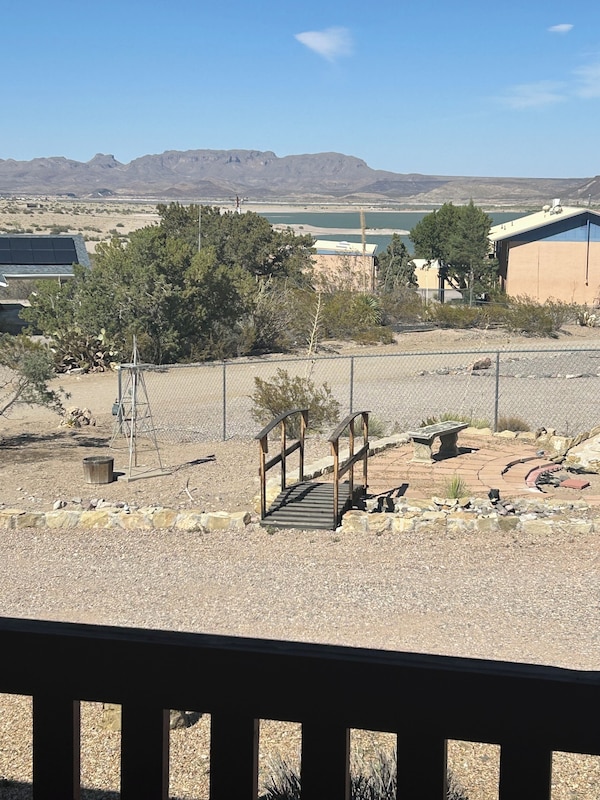 The Happy Place Ii @ The Butte With A Lake View. - Truth or Consequences, NM