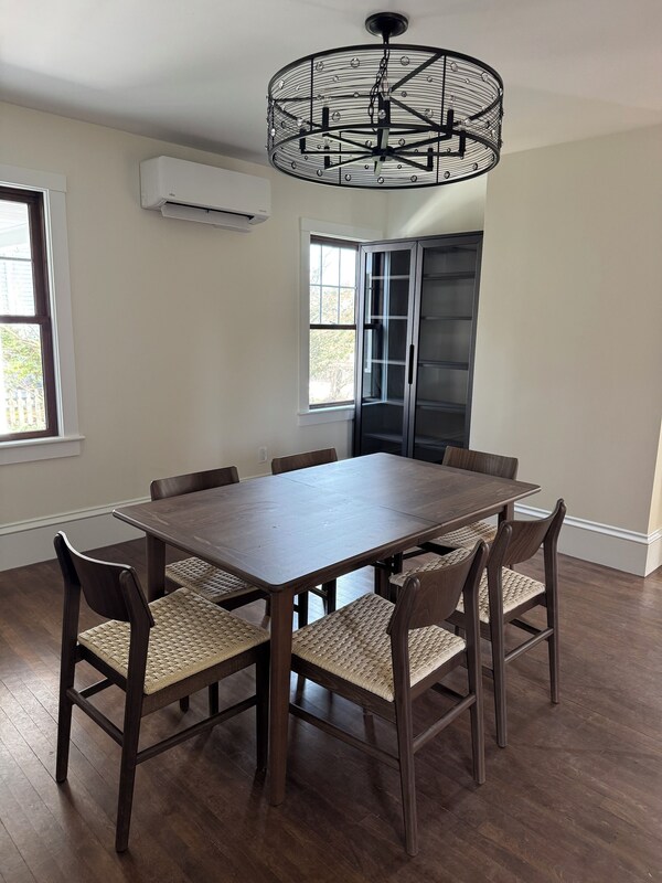 Charming Newly Renovated Home In Little Compton. - Rhode Island