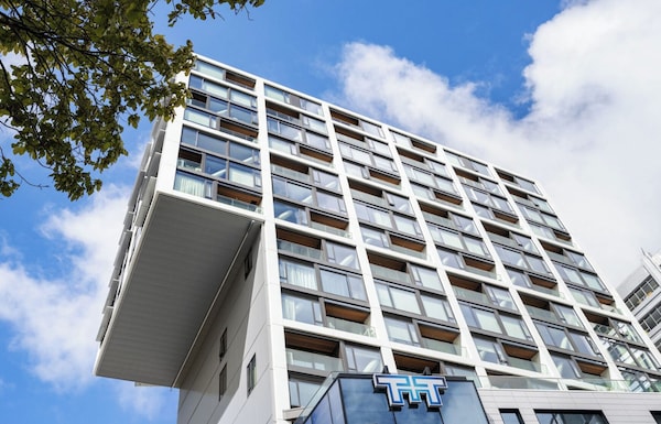 Monthly Rental - Close To Brand New Sunny, Very Safe Apartment. - Wellington