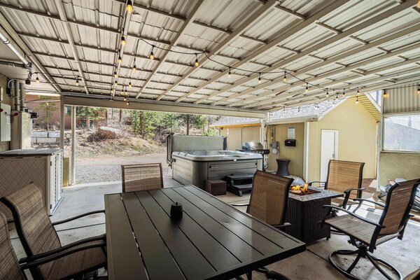 Mountain Studio! Cozy Escape With Stunning Views - Woodland Park, CO