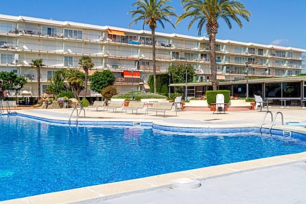 Residencial Costamar Next Bcn, 50m Beach With Swimming Pool - Mataró