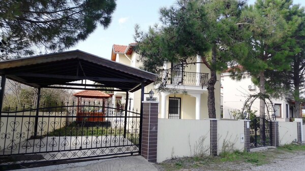Villa Corina Dalyan With Private Pool And Garden - Ortaca