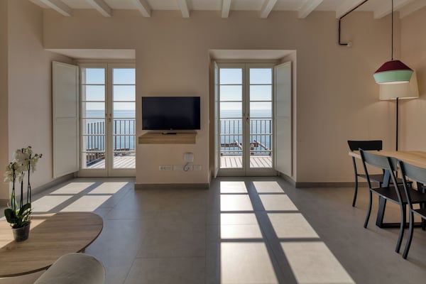 Three-room Apartment Second Floor Sea View Two Bathrooms - Cogoleto