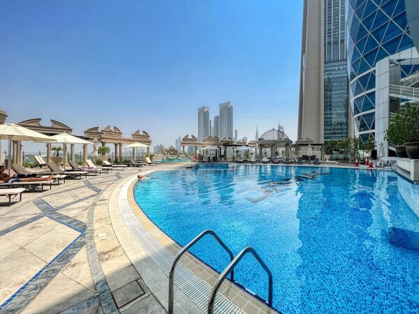 First Class | 2br | High-end Comfort In Difc - Dubai