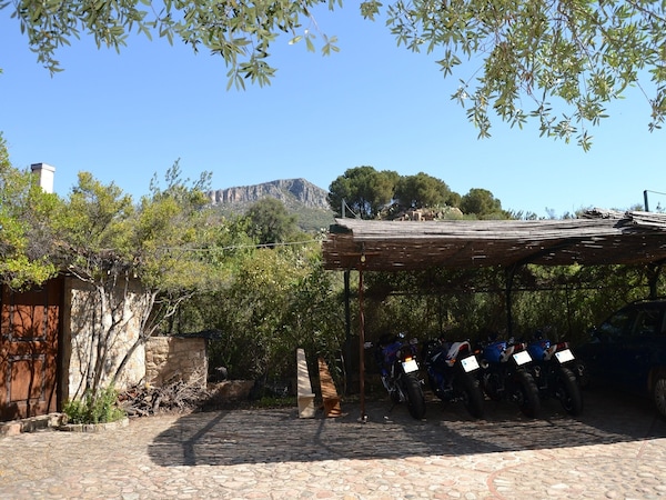 Villa With Exclusive Garden, 240 Meters From The Beach, Sea And Mountain Views. - Baunei