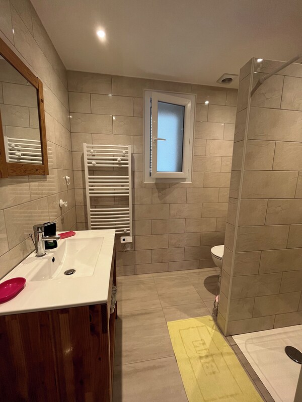 Rent Ground Floor 8mn From The Beach - Aléria