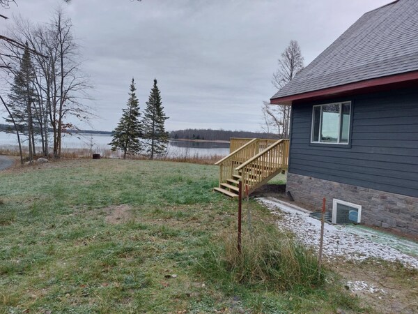 "Lone Lodge" 5-bedroom Cabin With Wifi, Ac, Dock,landing, Close Beach. - Minnesota