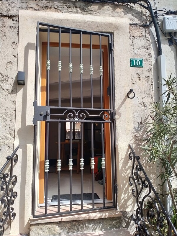 Apartment In 1 Of The Most Beautiful Villages Of Provence - Salernes