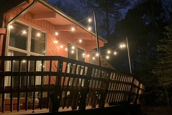 Cozy Coastal Cabin W/ Large Deck, Screened Porch & 3 Miles To Beach - Delaware