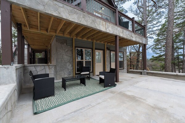 Away In The Woods~ Pinnacle, Wi-fi - Little Rock, AR