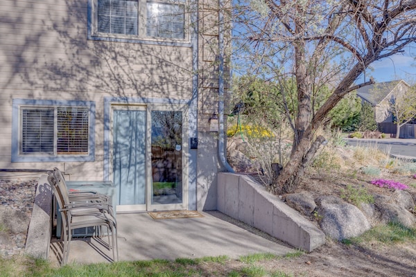 Charming 1-bdrm Walkout Basement Suite With Ac, Wifi In Lovely Colorado Springs - Colorado Springs, CO