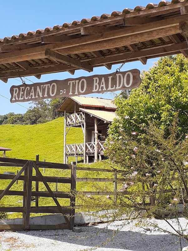 Chalé Encantador Em Santo Amaro Da Imperatriz,pets Sao Bem Vindos. - Santo Amaro da Imperatriz