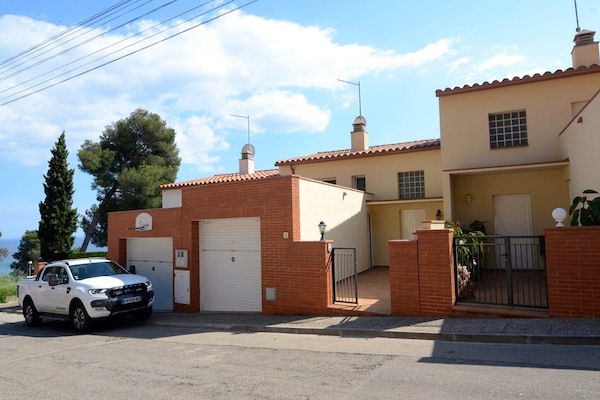 Casa Adosada En Estartit Cerca De La Playa - Estartit