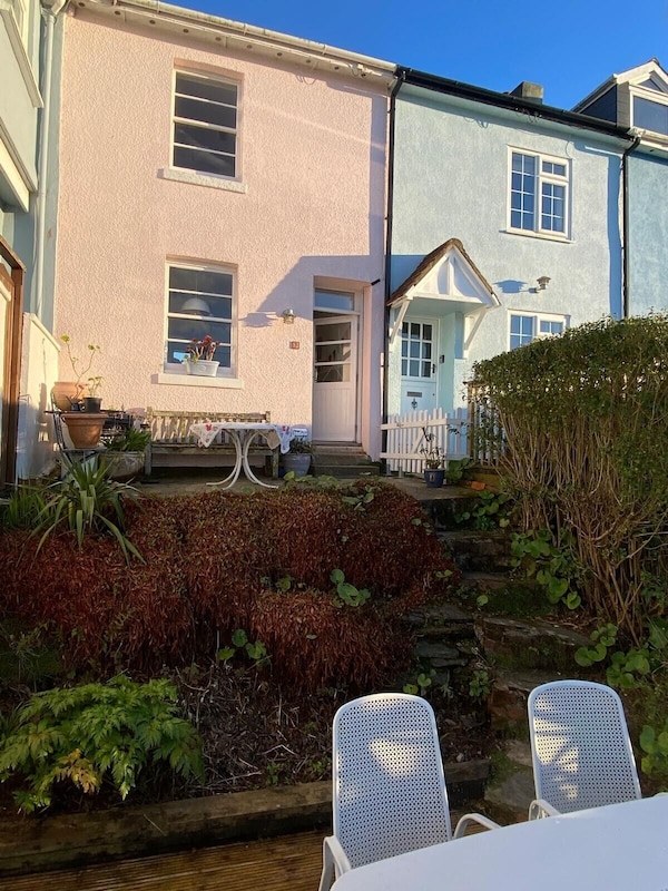 Stunning Cottage With Incredible Views Of Dartmouth And River Dart. Dog Friendly - Dartmouth