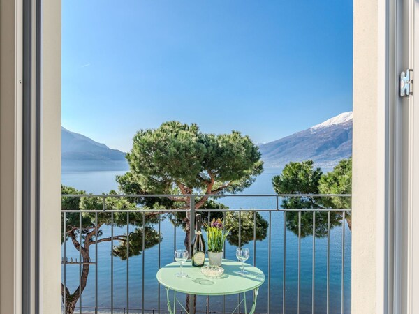 Lovely Apartment For 6 People With Wifi, Tv, Balcony, Pets Allowed And Parking - Domaso