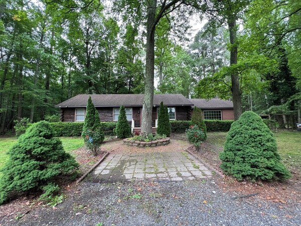 Entire 4-bedroom 2-bath Cabin With Ac, Recreational Rooms, Wifi In Crisfield, Md - Chesapeake Bay