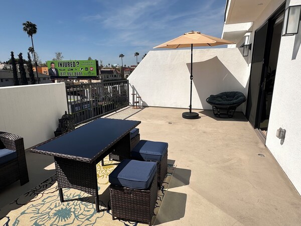 Charming 1-br Apartment In Koreatown La W/ Free Parking, Fitness Room, Wifi - Downey, CA