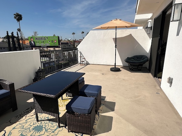 Charming 1-br Apartment In Koreatown La W/ Free Parking, Fitness Room, Wifi - Downey, CA