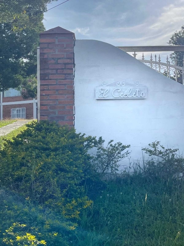 Finca Campestre De 2 Pisos En Guarne - Rionegro