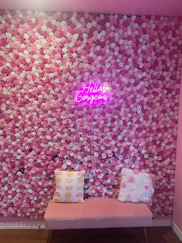 Cynsational Pink Retreat 2-bedroom Apartment Available In Brilliant Philadelphia - Overbrook Park - Philadelphia