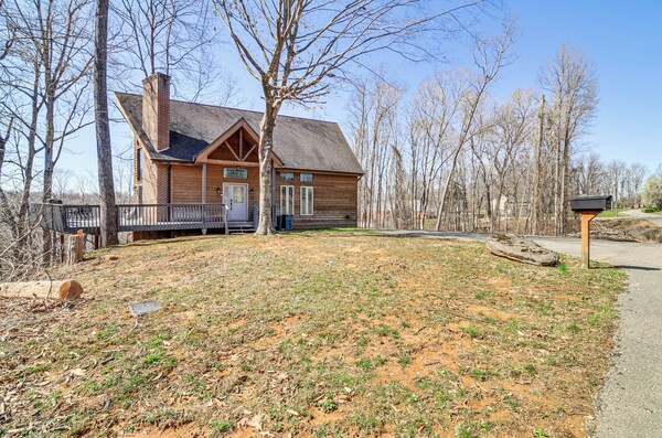 Walk To Dale Hollow Lake: Updated Cottage W/ Deck! - Kentucky