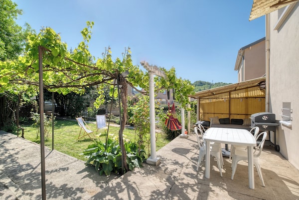 Maison 3 Chambres Avec Un Jardin, Un  Garage Proche Centre Ville Et Gare. - Pamiers
