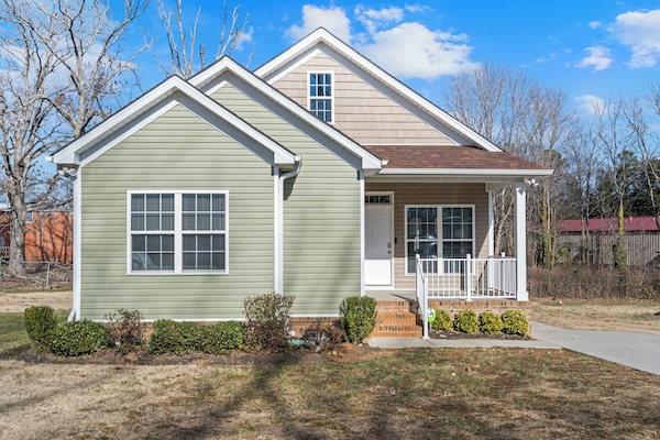 Charming Gastonia Escape 3br 2ba New Furnishings - Gastonia, NC
