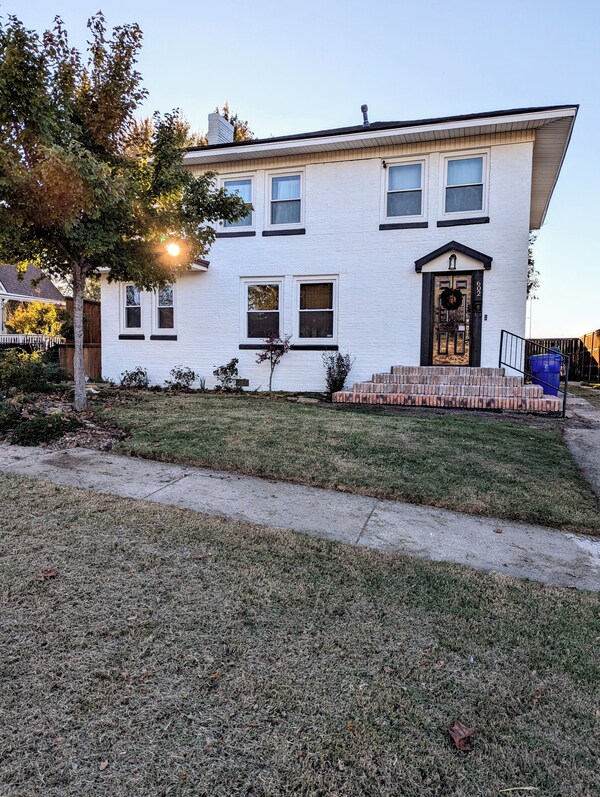 Restored 1935, 3-bedroom House, Less Than A Mile To Campus & Downtown - Norman, OK