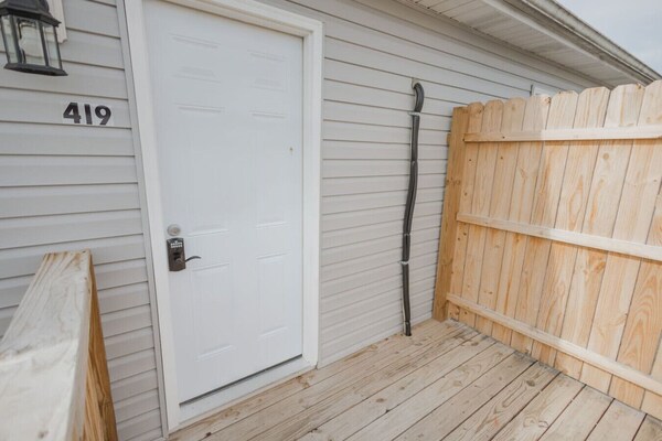 The Lazy Lizard- 2 Bedroom Apartment - Shepherdstown, WV