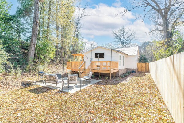 Charming Downtown Northport + 2.5 Miles To The University Of Alabama - Tuscaloosa, AL