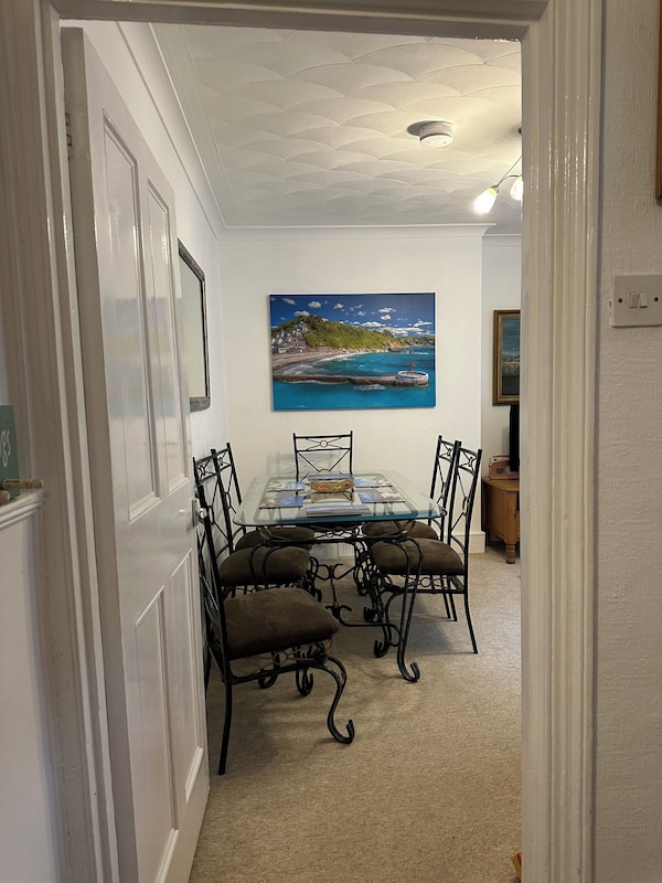 Seaway Beach House Looe, Just Metres From The Beach In Cornwalls Premier Resort - Devon