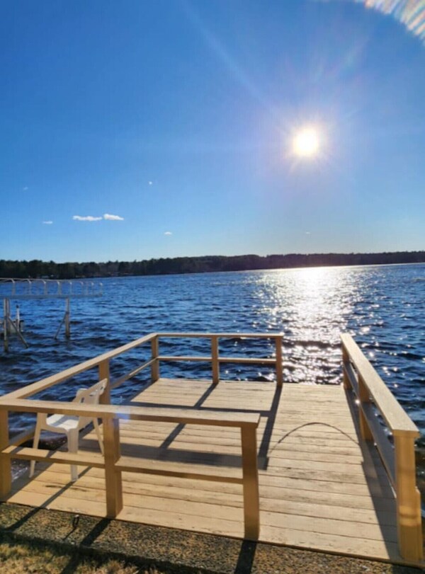 The Lake House In Coventry - Coventry, RI