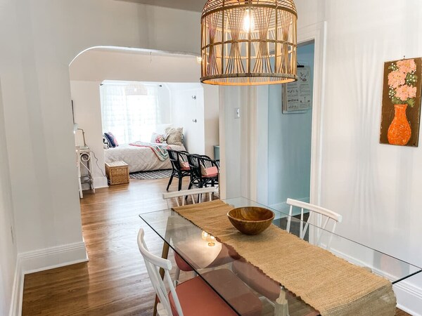 Adorable 1br Apt. W/ King Bed 1 M. To Square! - Columbia, TN