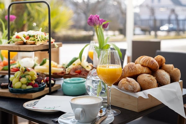 03 Nice Double Room With Breakfast - Baaber Hotel With Breakfast - Sellin