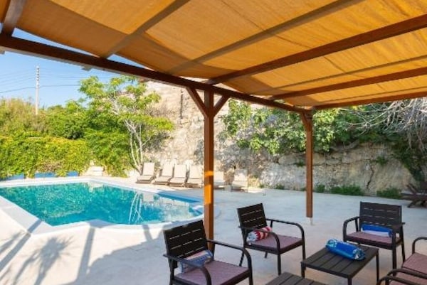 Spacious Villa With Private Pool & Bbq In St'pauls By 360 Estates - Malta