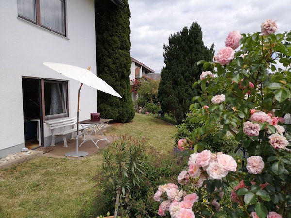 Studio 'Haus Am Waldpark' Mit Privater Terrasse, Privatem Garten Und Wi-fi - Unterkirnach