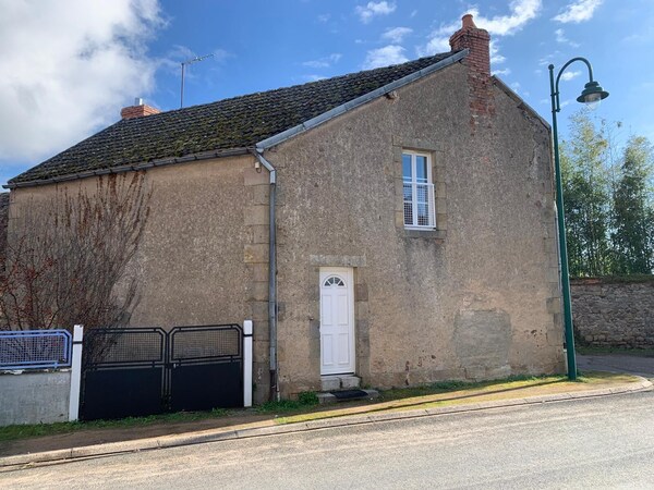 Gîte Du Sabotier Near The Spa Bourbon L'archambault Pets Welcome - Auvergne