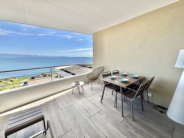 Appartement 2 Pièces Avec Terrasse Et Climatisation à Ajaccio - Ajaccio