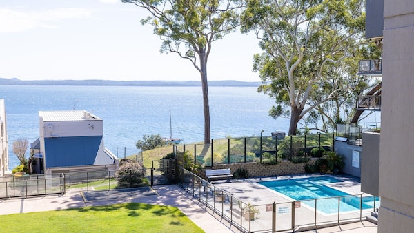 The Poplars 16, 36 Magnus St - Stunning Views And Complex Pool - Nelson Bay