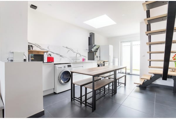 Near Lille, Pleasant House Babyfoot Ideal For A Relaxing Stay - Roubaix