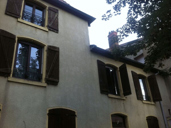 Gîte On The Banks Of The Loire (Apartment 01) - Mably