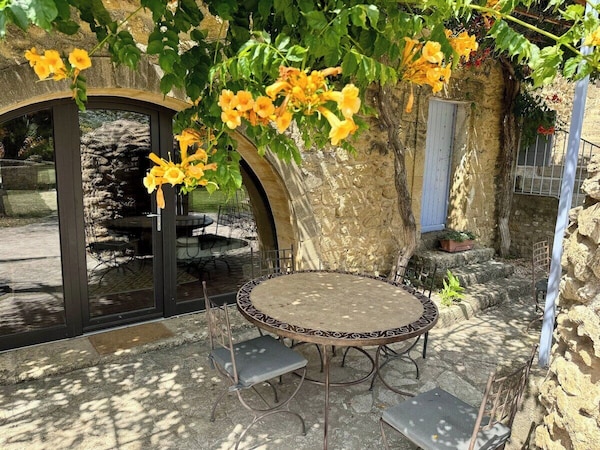 Appartement Cucuron - 2 Chambres - Forêt des cèdres du Luberon