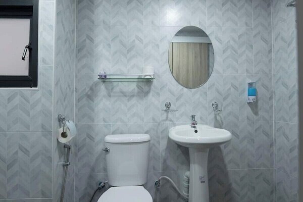 Skylink Homes Executive Apartment @ Airport Link Prattunam Station & Bts Chidlom - Khlong Toei