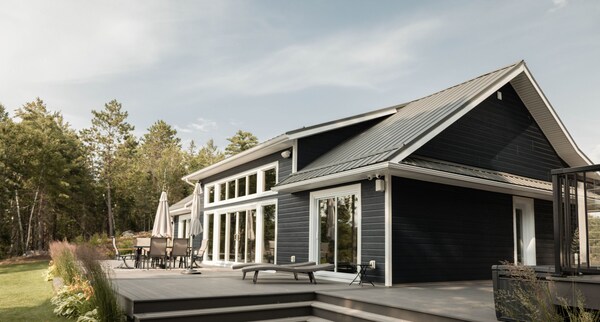 Welcome To La Casa Del Lago - Ultimate Private Lakeside Oasis - Greater Sudbury