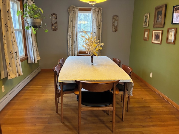 Quiet Indiana Dunes Retreat Near Hiking And Beach - Portage, IN