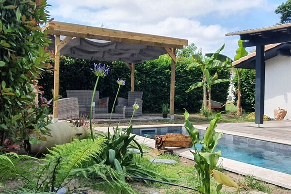 Small House For 4pers With Pool - Saubion